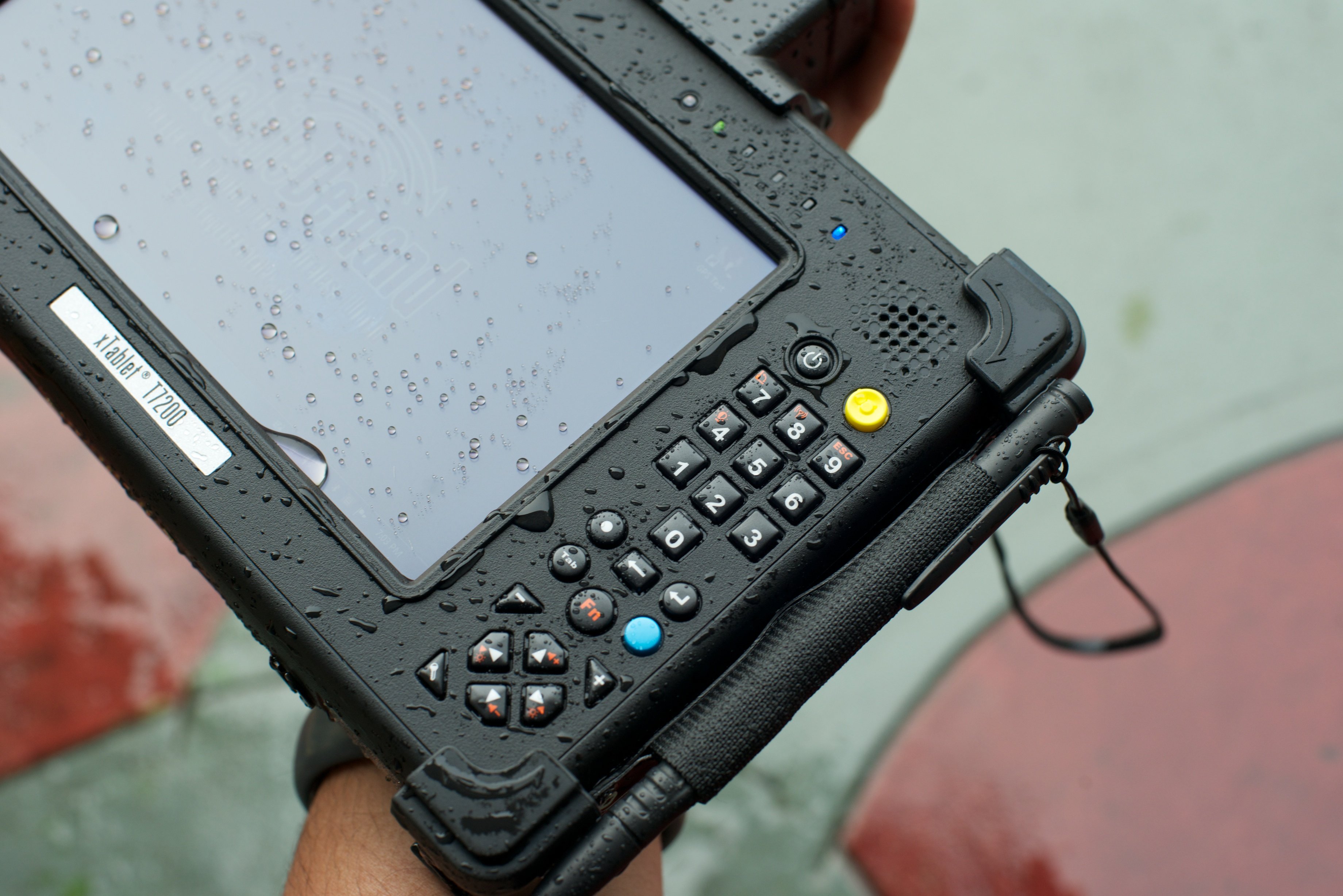 MobileDemand xTablet T7200 Review