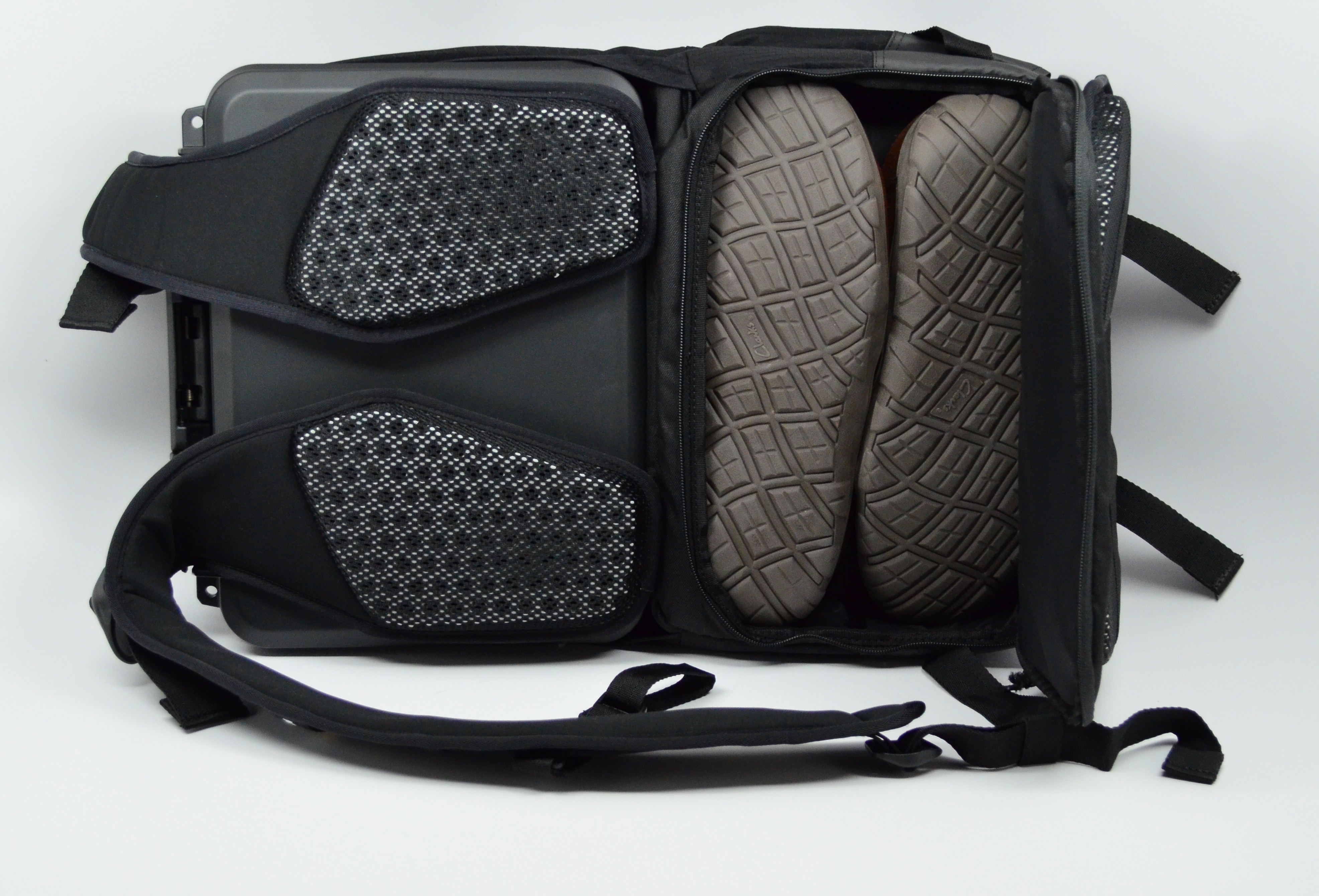 Pelican ProGear S140 Sport Elite Review: Crushproof Tablet Backpack