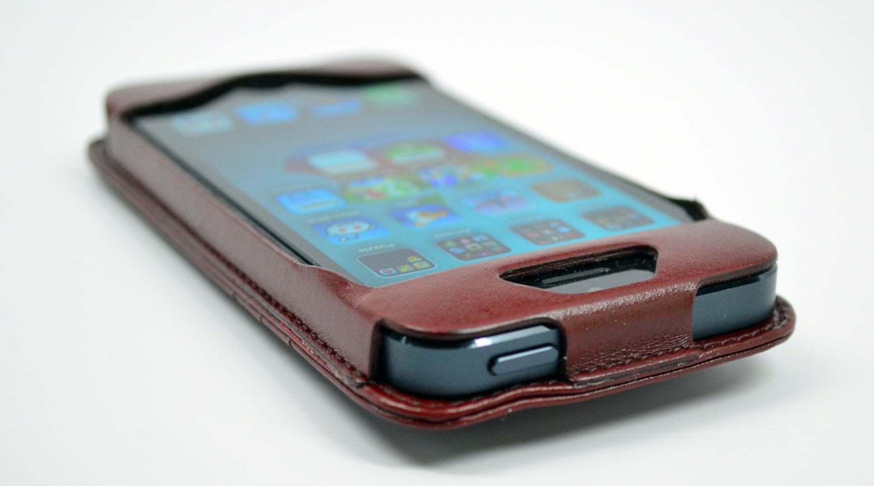MAPI Tion iPhone 5 Leather Wallet Case Review