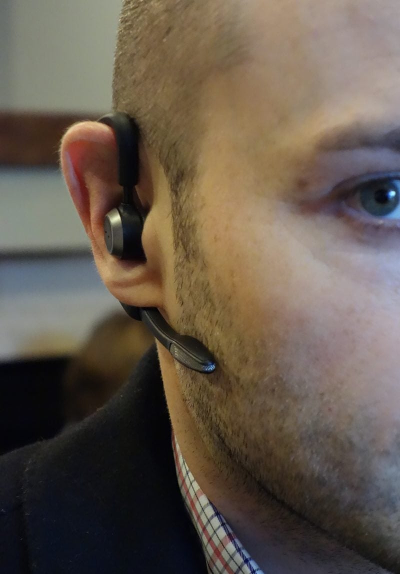 Jabra Motion: Bluetooth Headset for Mobile Pros