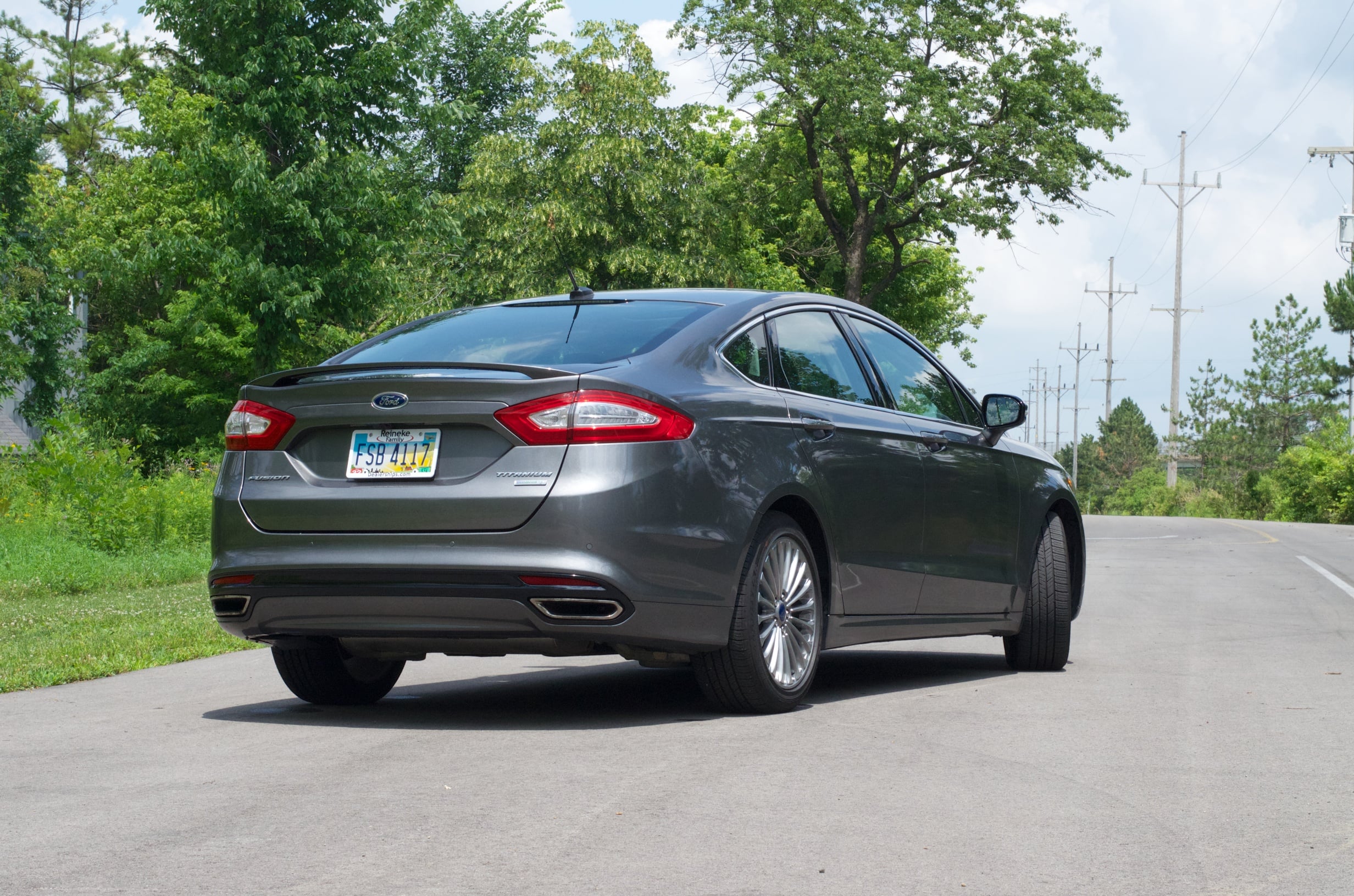 2013 Ford Fusion Review (Video)