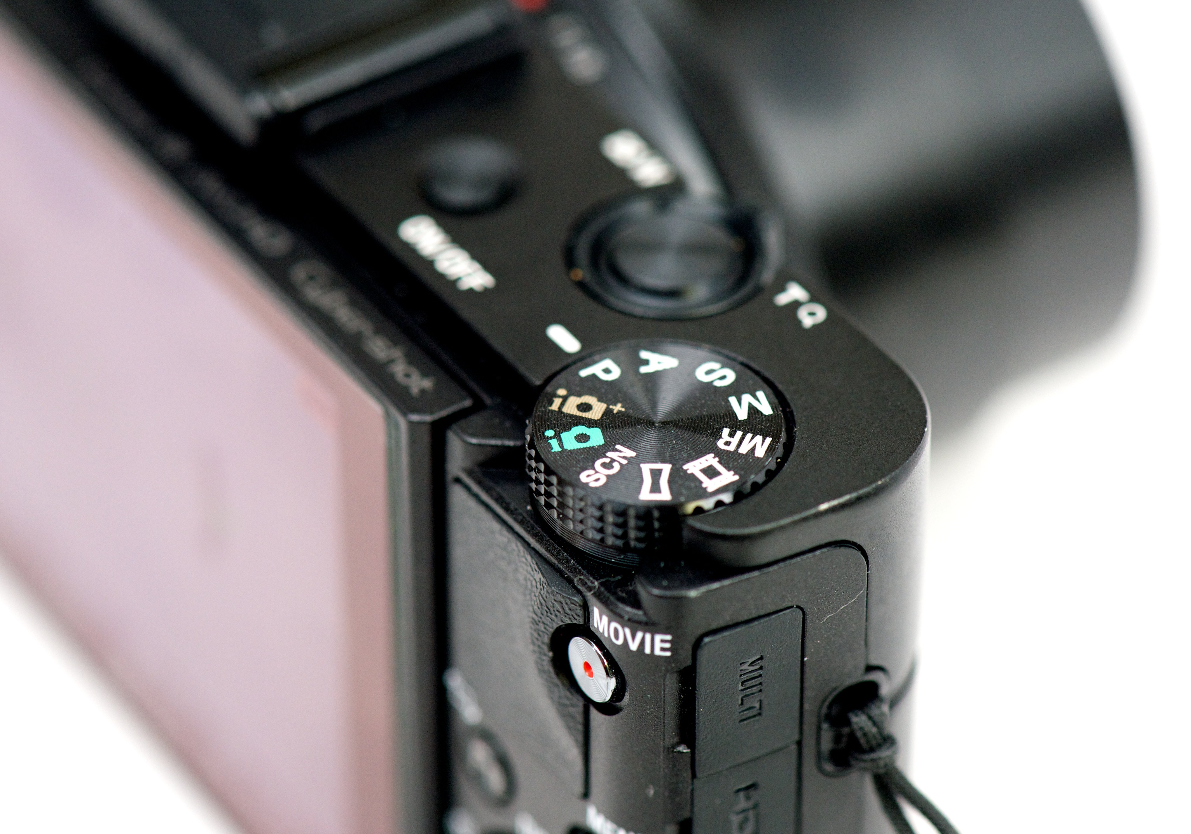 Sony DSC-RX100M II Review (Editor's Choice)