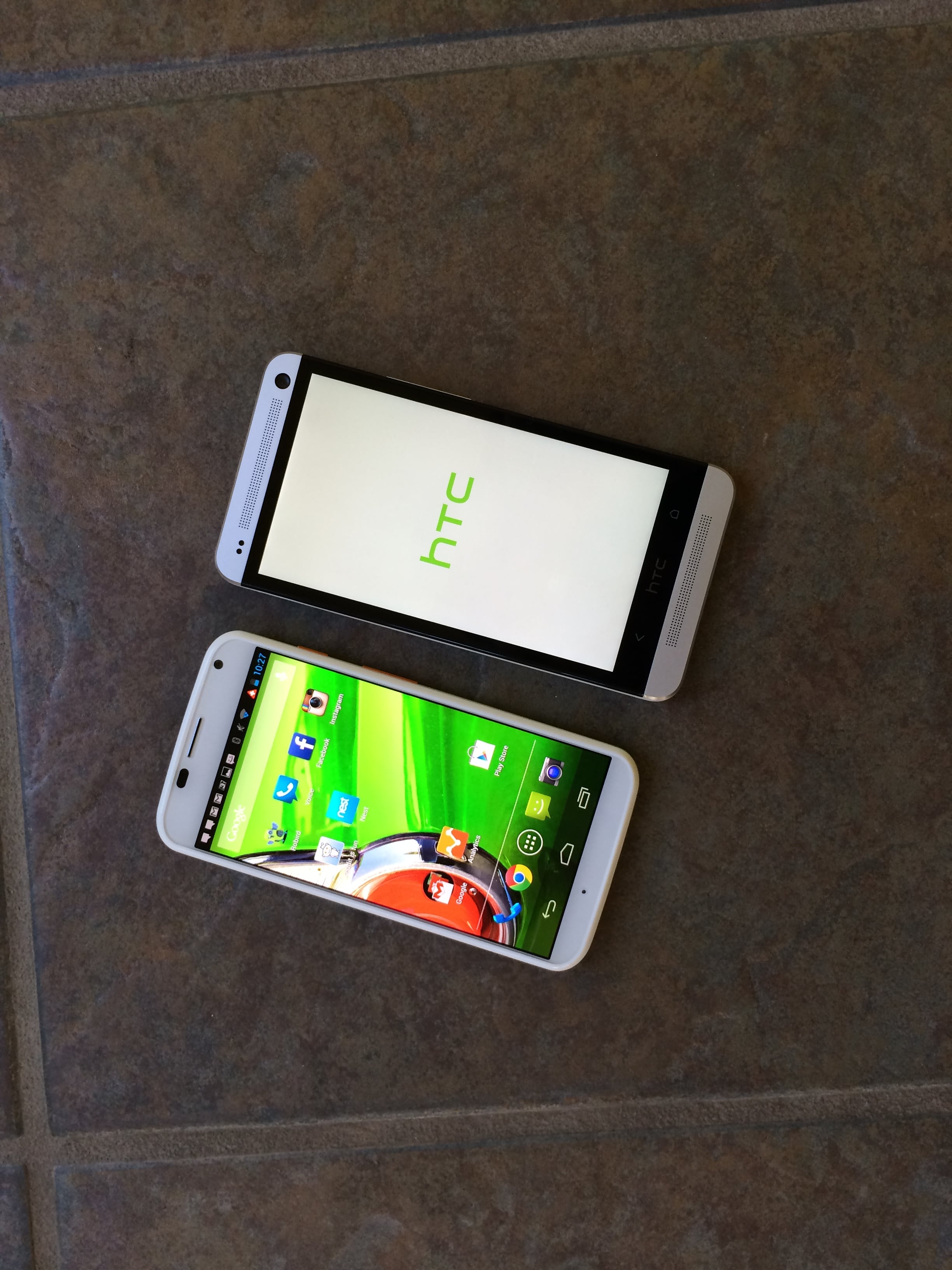Why HTC One Still Beats Moto X Hardware