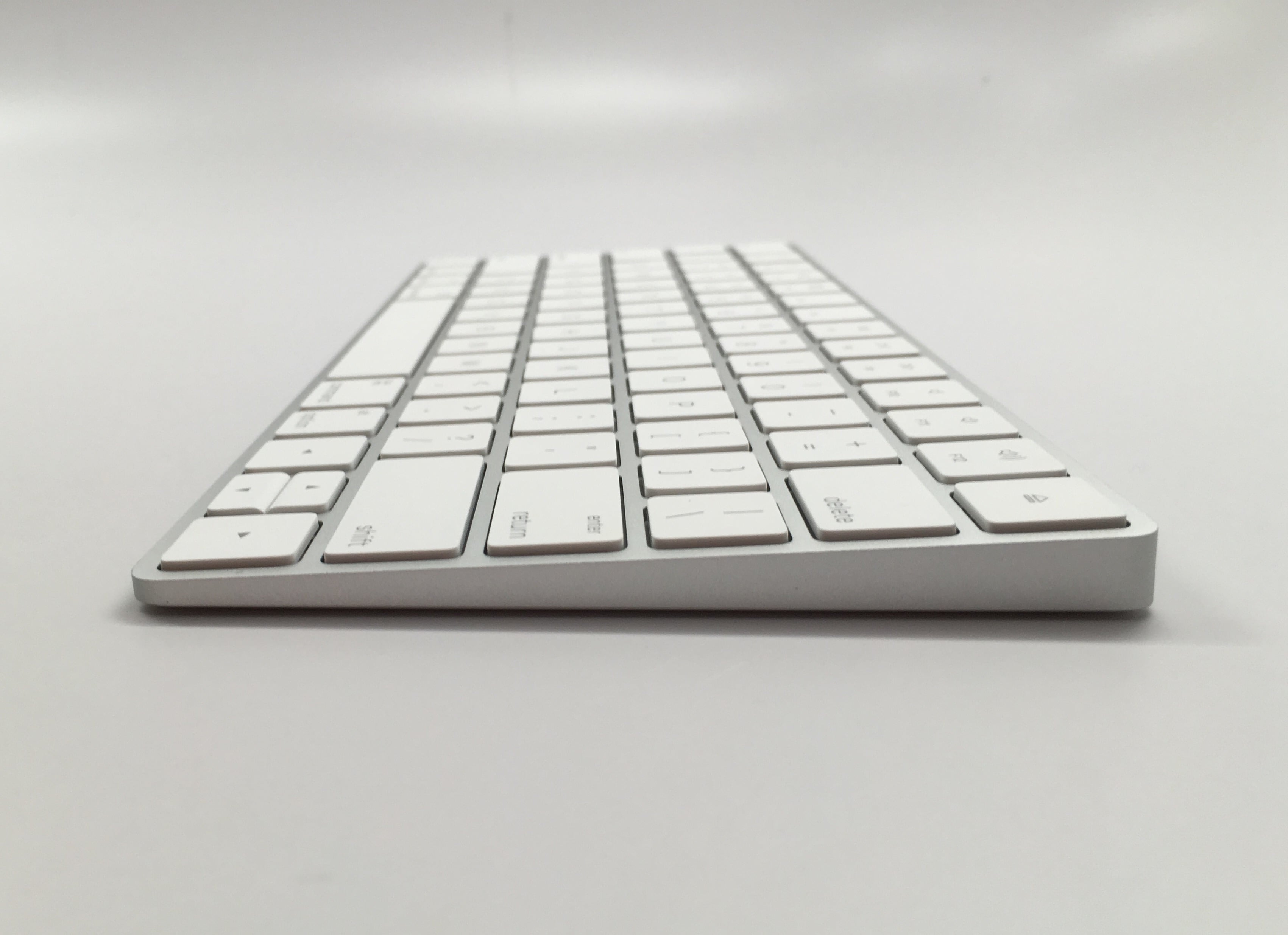 Why You Shouldn't Buy the New Apple Keyboard