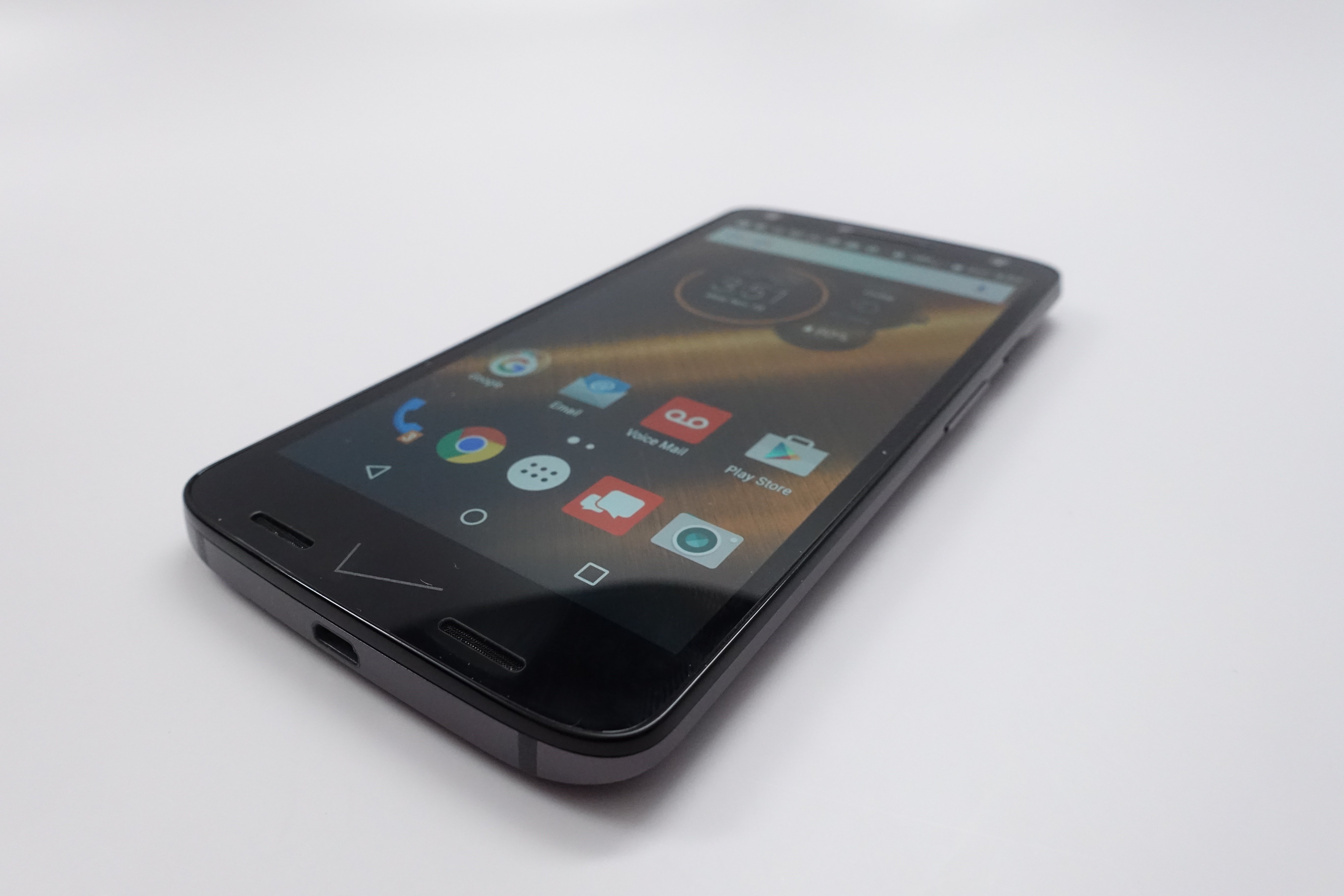 Droid Turbo 2 Review