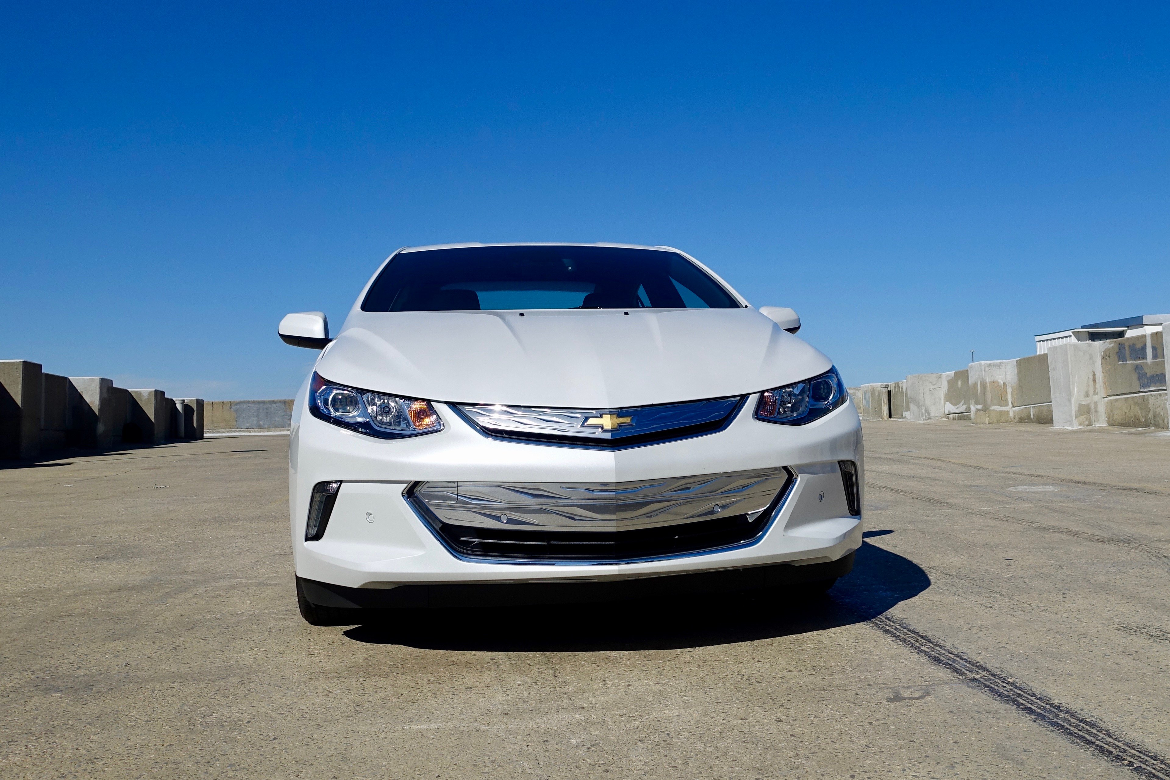 2017 Chevy Volt Review