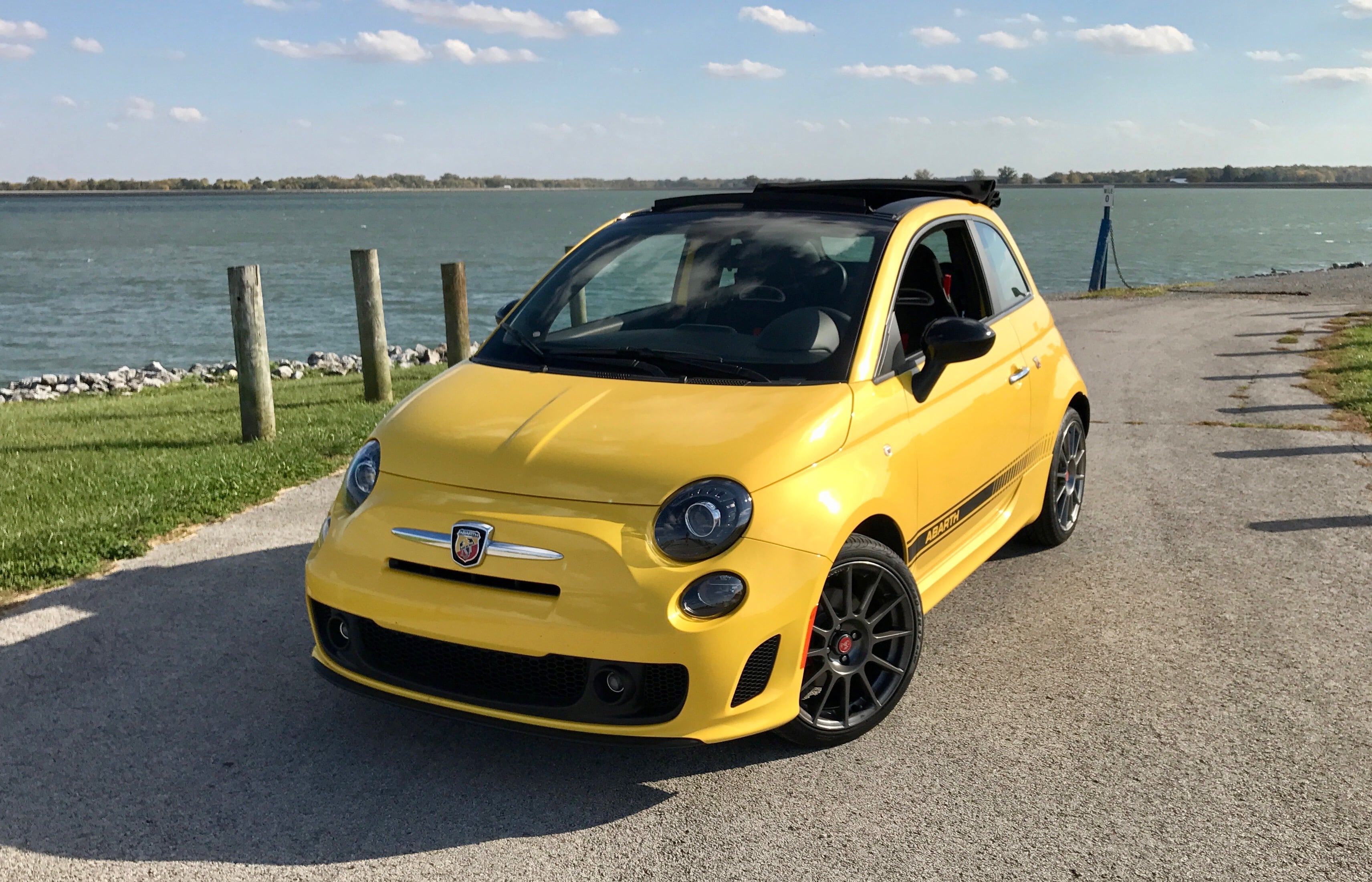 2016 Fiat 500 Abarth Review