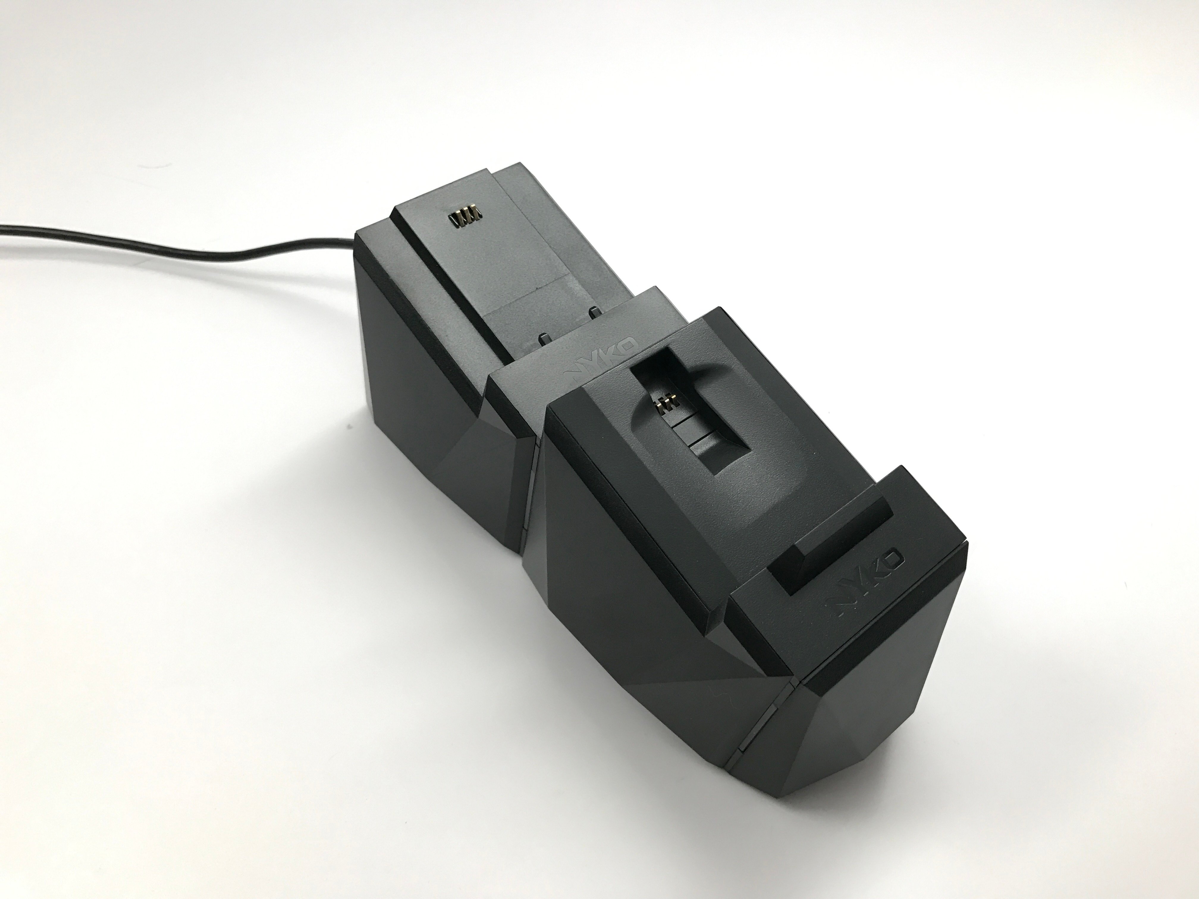 Nyko Charge Block Review Best PS4 Xbox One Controller Charger nyko-charge-block-review-best-ps4-xbox-one-controller-charger
