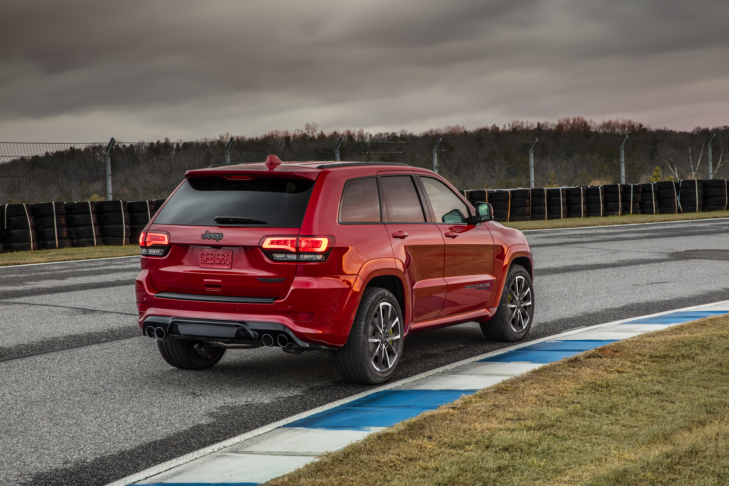 2018 Jeep Trackhawk: 5 Things Buyers Need to Know