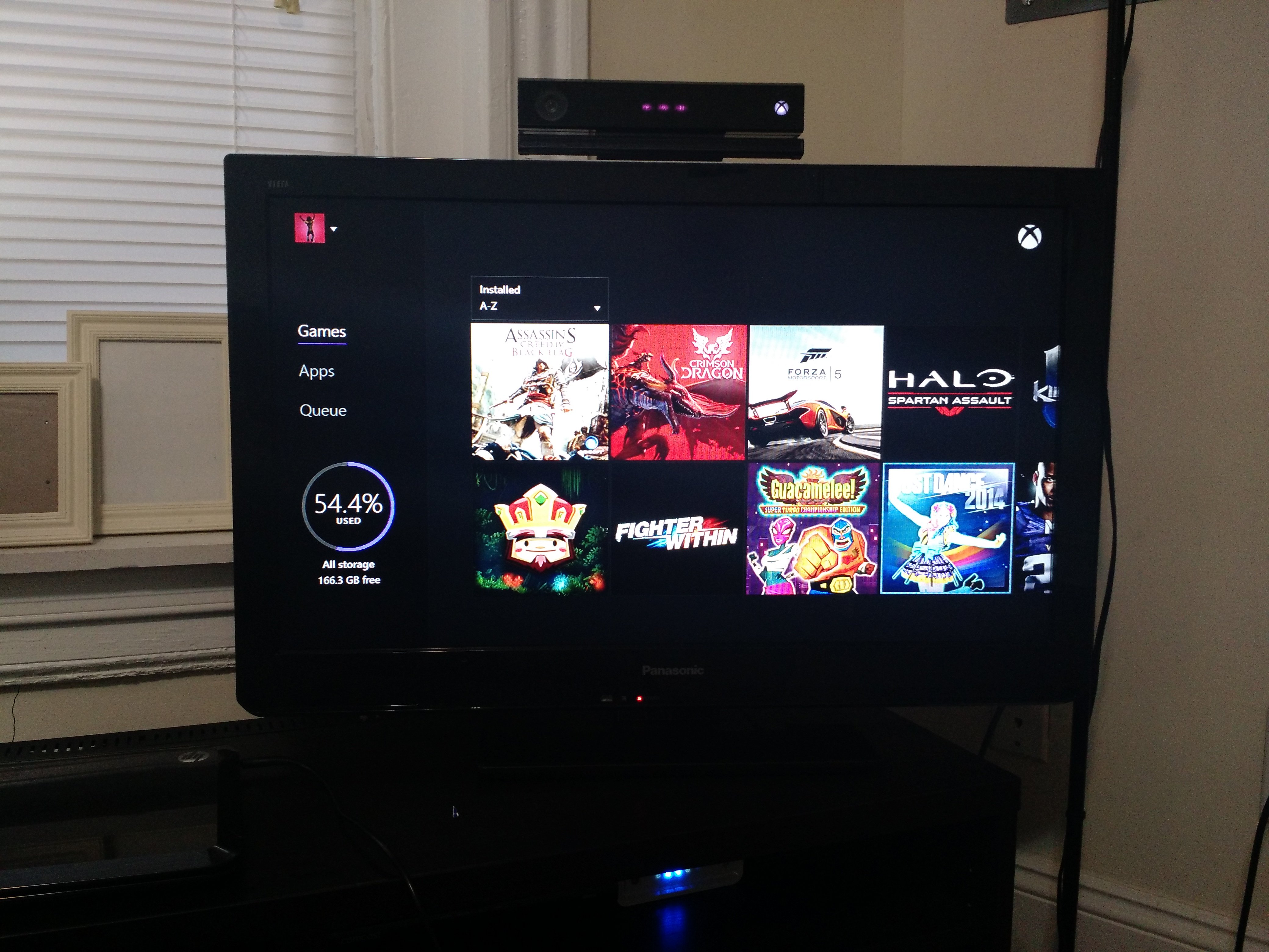 How to Set Xbox One Backgrounds